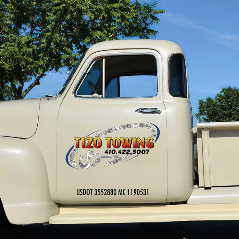 personalized towing truck lettering truck graphics vehicle lettering ...